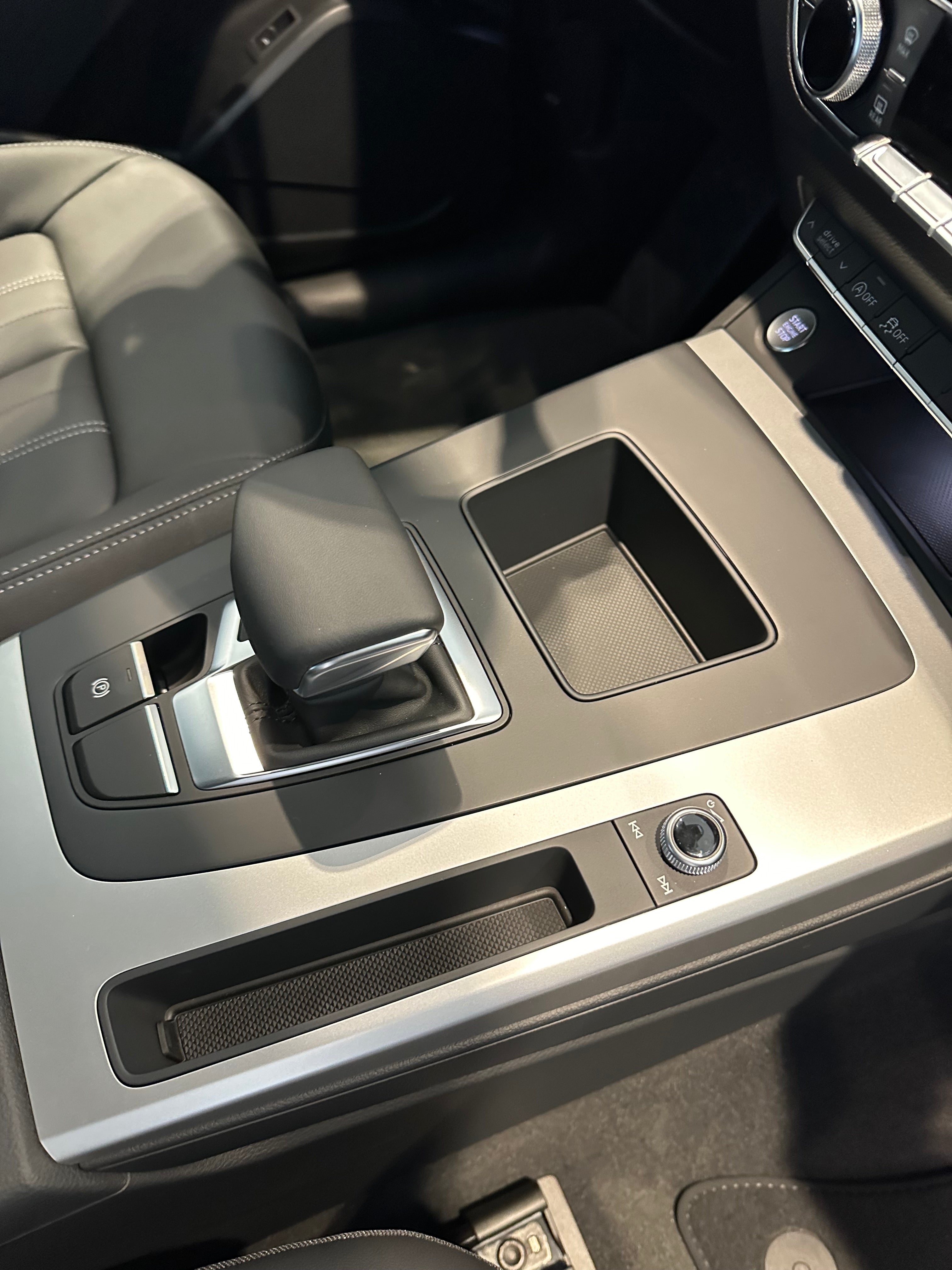 Genuine Matte Center Console Trim | B9.5 Q5, SQ5 – PartsByTopher LLC